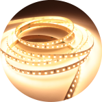 Podbitka dachowa i elewacja domu - 6 sposobów na oświetlenie - Kingled.pl