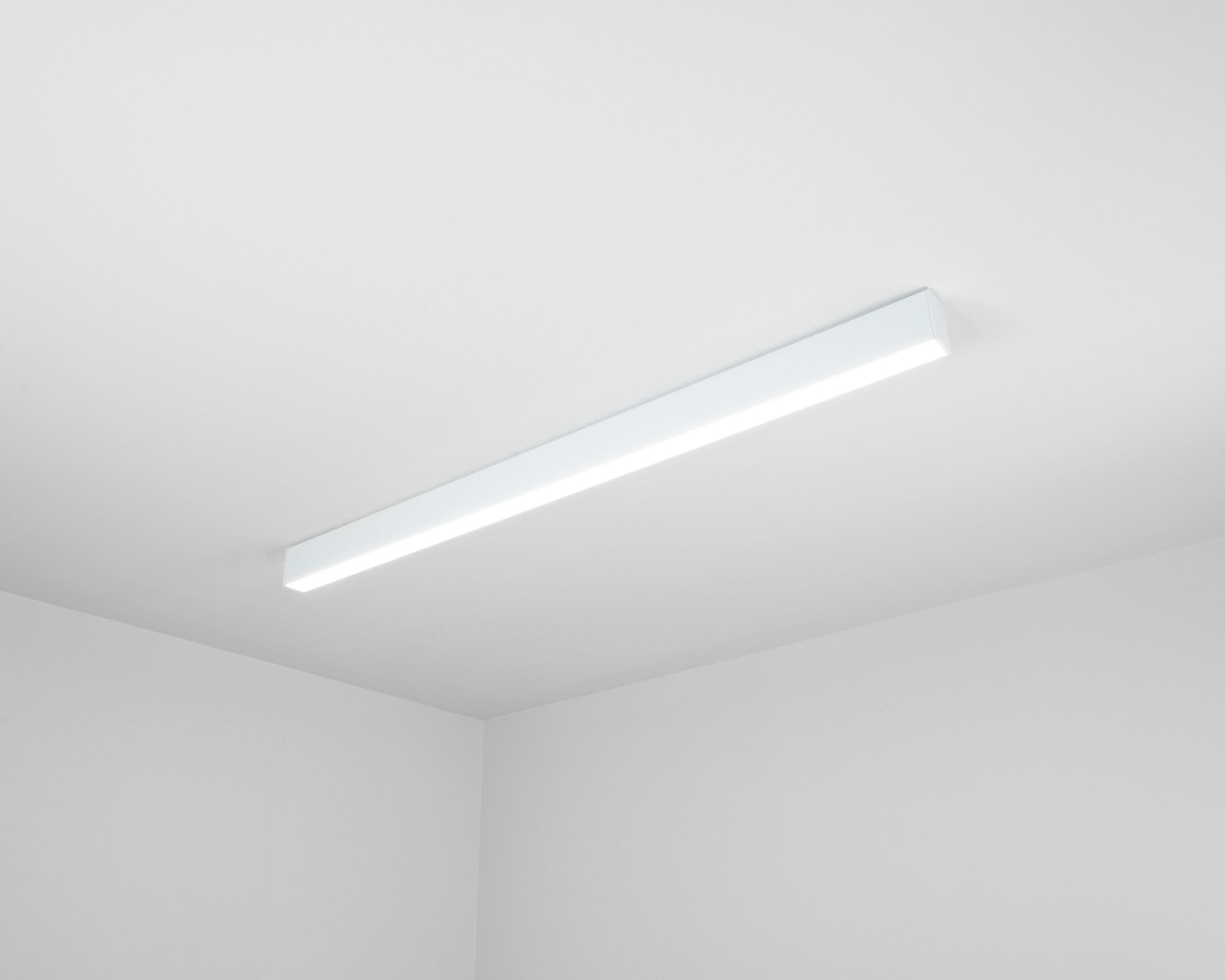 Lampa LED liniowa sufitowa natynkowa zoomLED® N2 CRI>90 biała - Kingled.pl